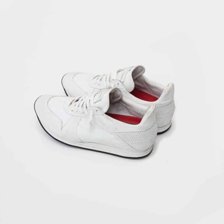 10 Merek Sepatu Kulit Pria Terkenal, Berkualitas dan Awet