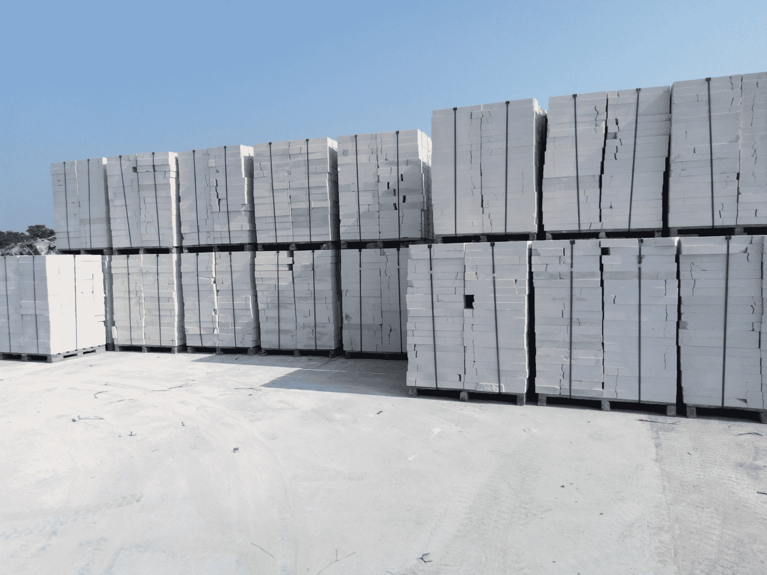 10 Merk Bata Ringan Kualitas Paling Bagus dan Terbaik (Murah)